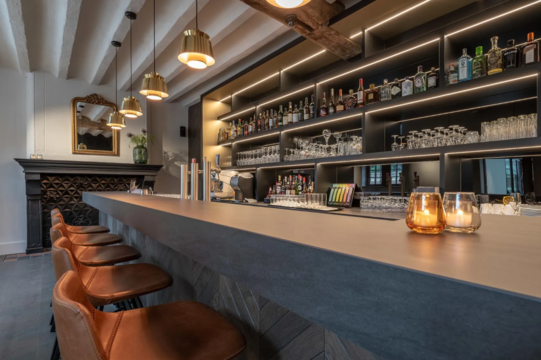 Food & Drinks | Van der Valk Hotel Waterloo